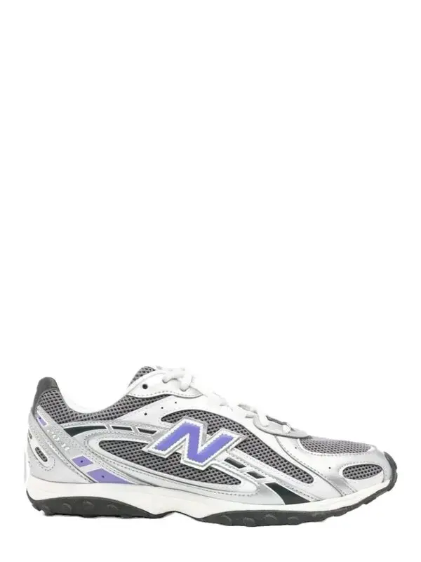 NEW BALANCE 204l Sneakers - Silver