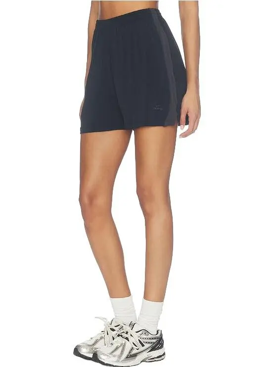 NIKESKIMS Stretch Knit Short In . Also - Black