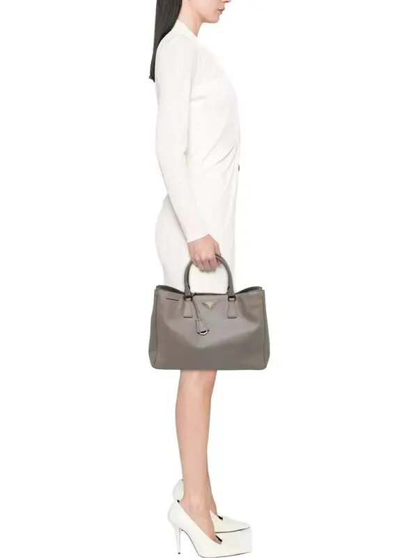Prada 2015-2026 Large Saffiano Lux Gardeners Tote Bag - Grey