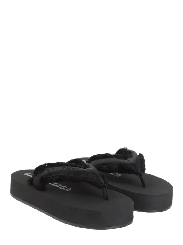 Balenciaga Jet Lag Thong In Sandals - Black