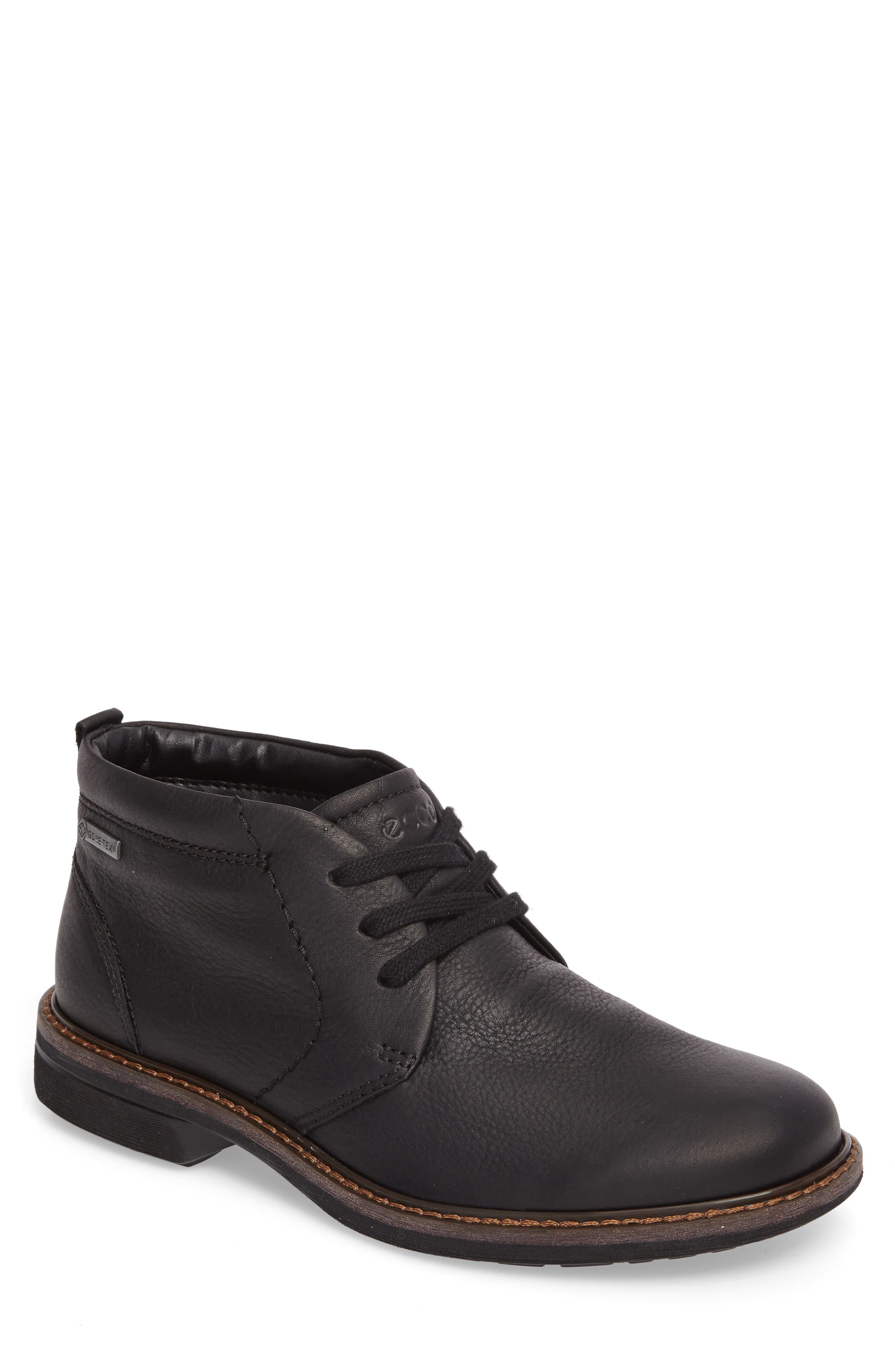 Ecco Turn Gore-Tex Waterproof Chukka Boot - Black | Editorialist display picture 3