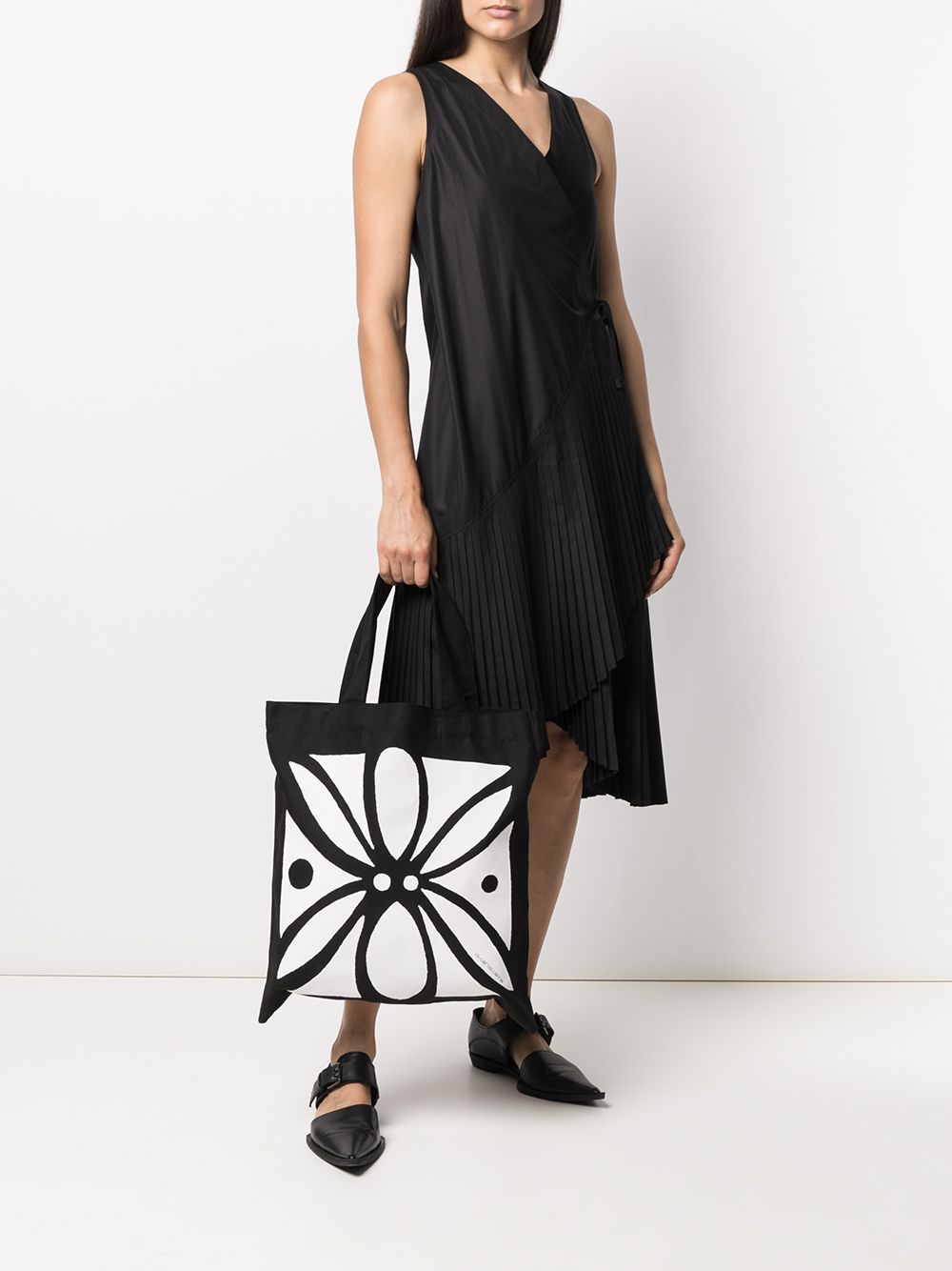 10 CORSO COMO Abstract Floral Print Tote Bag