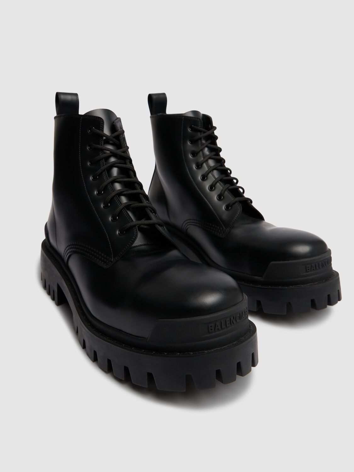 美品Balenciaga Strike Lace-up boots 36 20786540_55448783_600.jpg