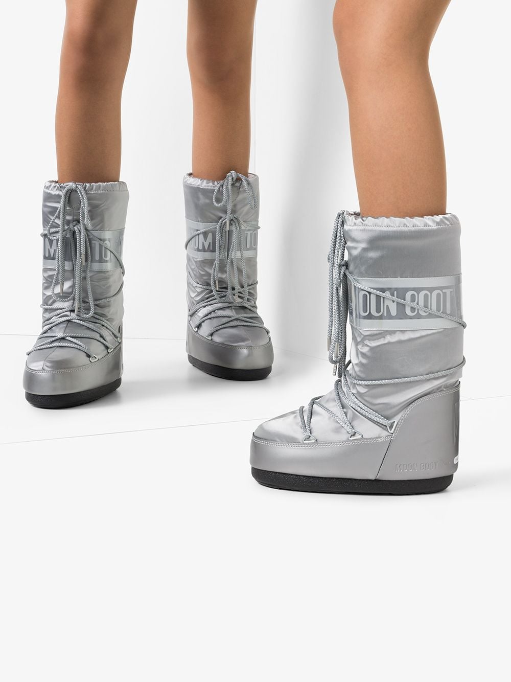 Metallic silver moon boots Clearance