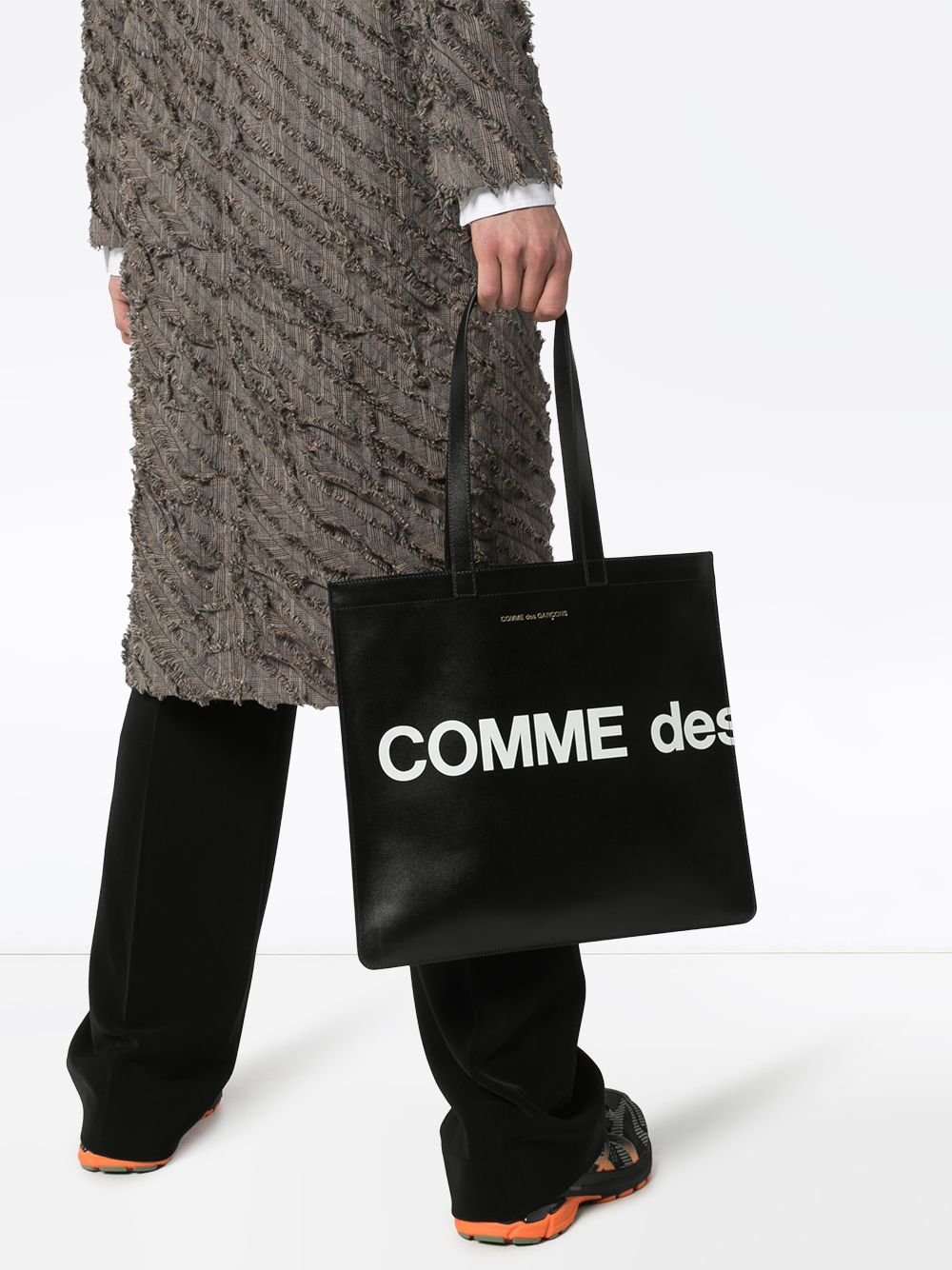 COMME DES GARÇONS Comme Des Garçons Logo Print Leather Shoulder Bag