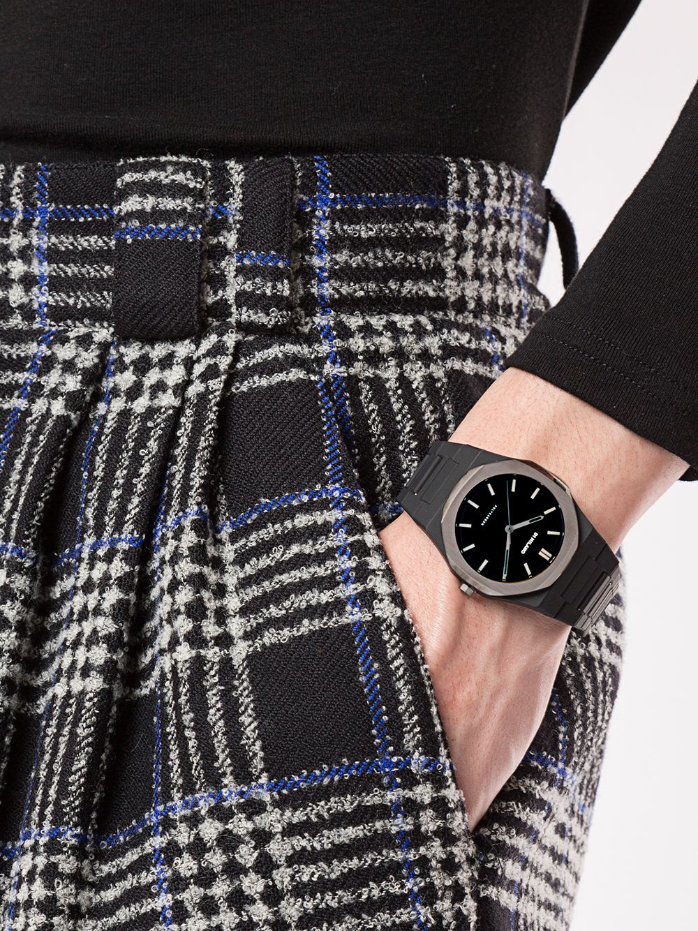 D1 Milano Polycarbon Analog Watch - Black | Editorialist