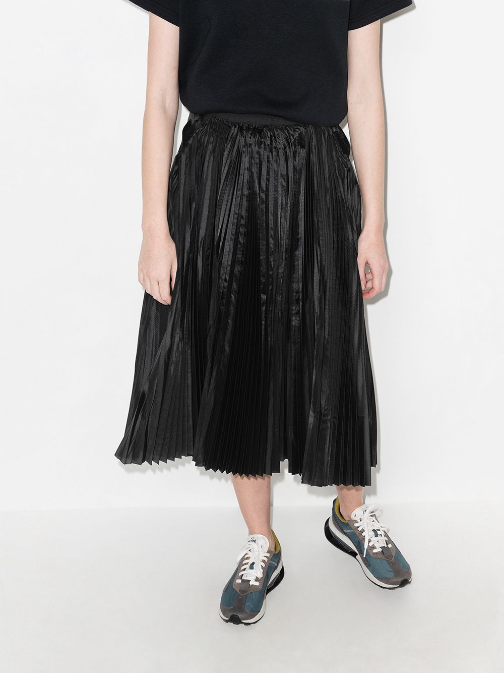 Nike X Sacai Pleated Midi Skirt In Black - 40% Off | Editorialist