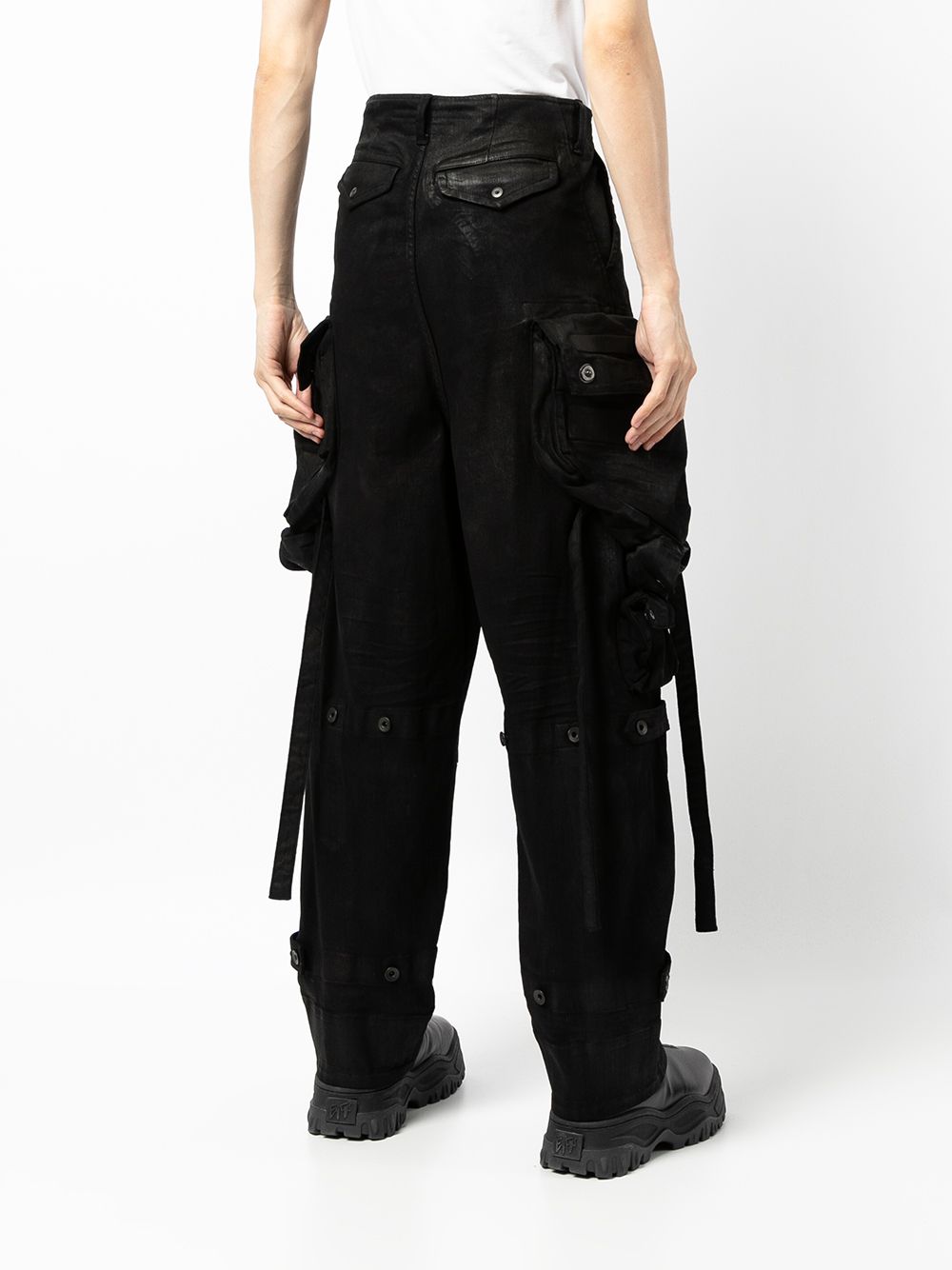 パンツ JULIUS COATED GASMASK CARGO PANTS Julius Gas Mask Coated Cargo Pants In Black - 51% Off | Editorialist