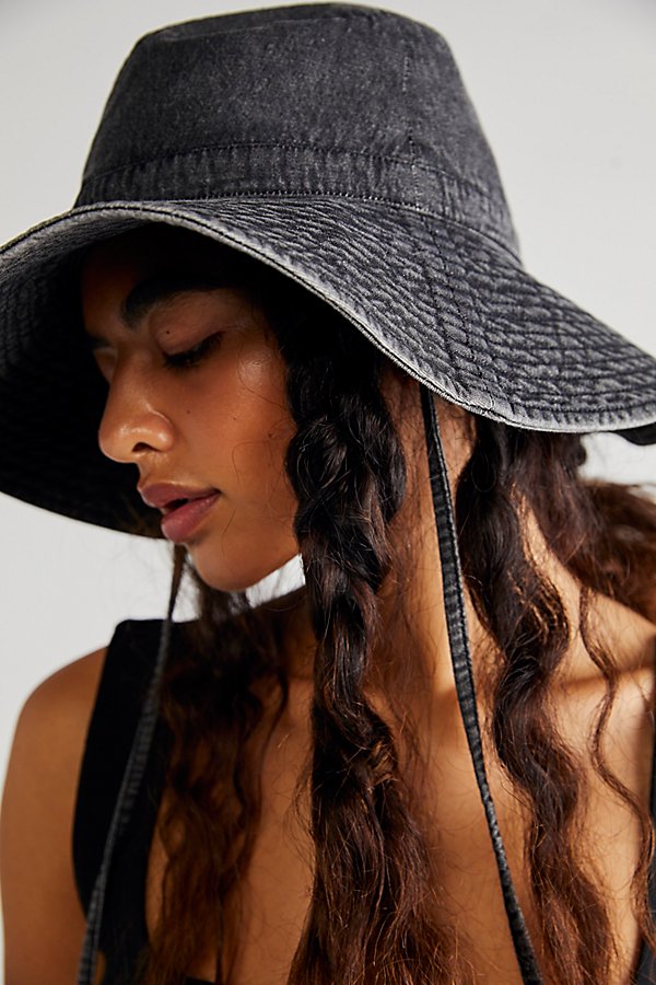Rahi Lake Washed Bucket Hat - Indigo | Editorialist display picture 1