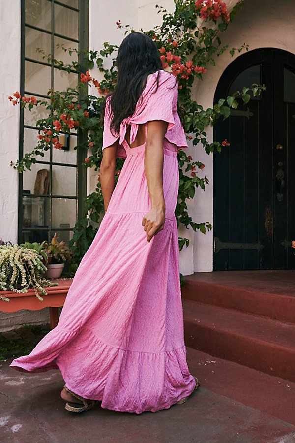 fitted lace wedding dress This pretty smocked dress looks just like Free People's popular design —  but it's just $30 on Amazon