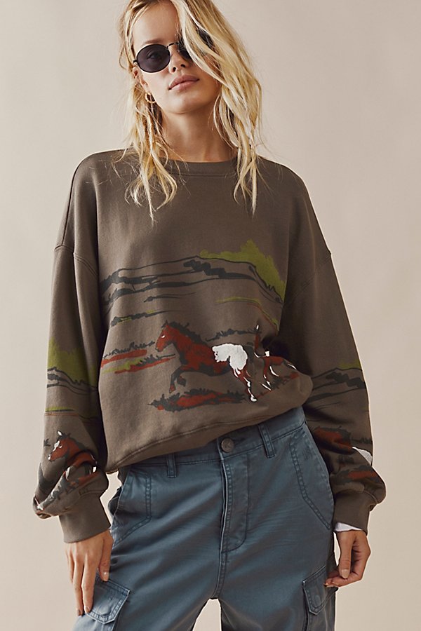 Daydreamer Running Horses Oversized Crewneck - Stone | Editorialist