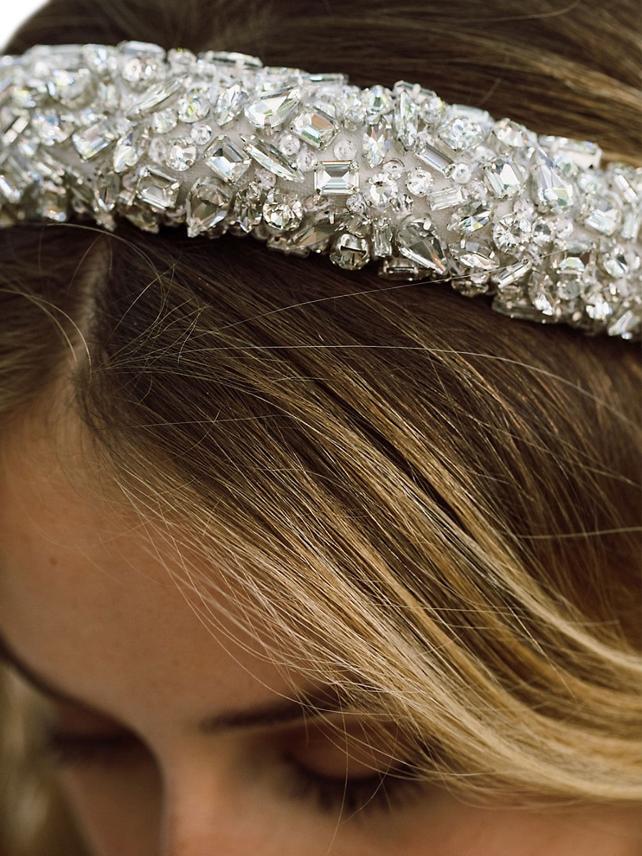 How to Wear a Headband: 7 Ways To Style Headband Hair Accessories