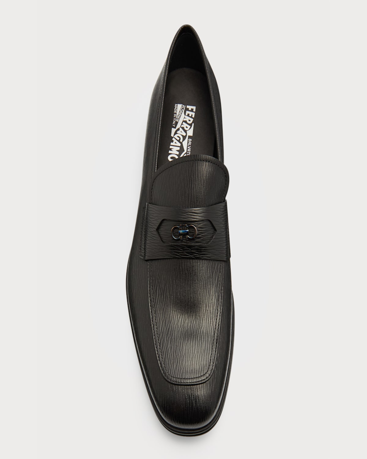 Ferragamo Martin Gancino Penny Loafers Nero. 
Size 8.5 E. Ferragamo Men main image 3