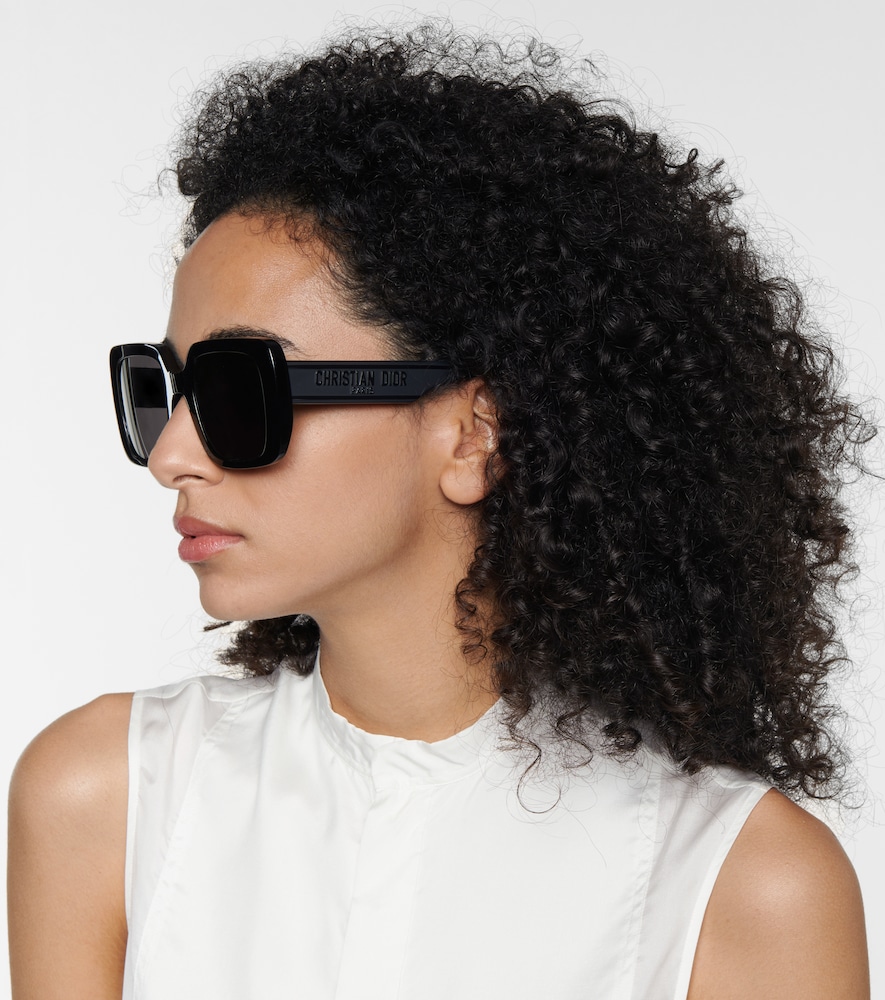 Dior Wildior S3u Square Sunglasses - Black | Editorialist display picture 3