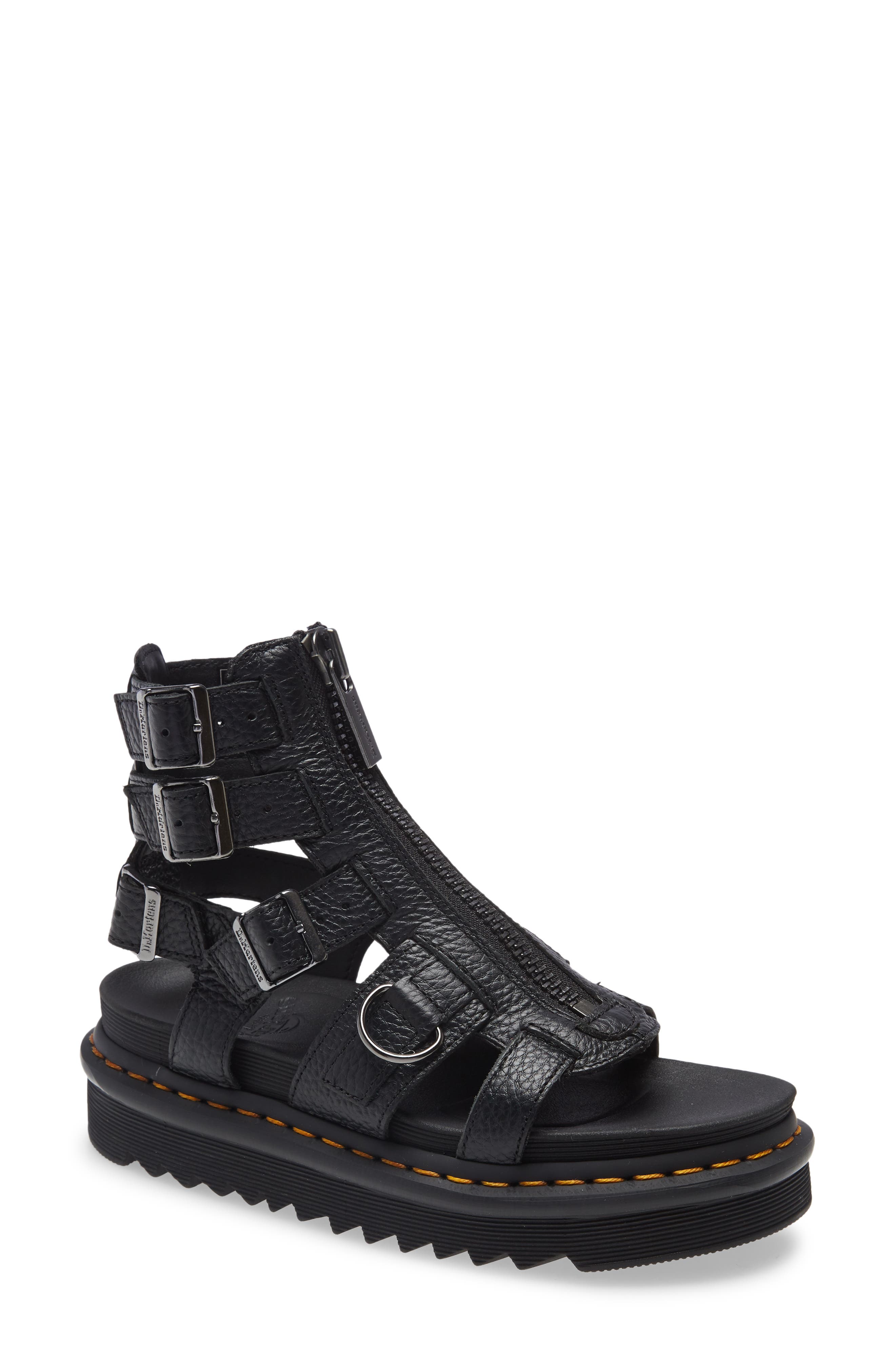 doc martens ouvertes