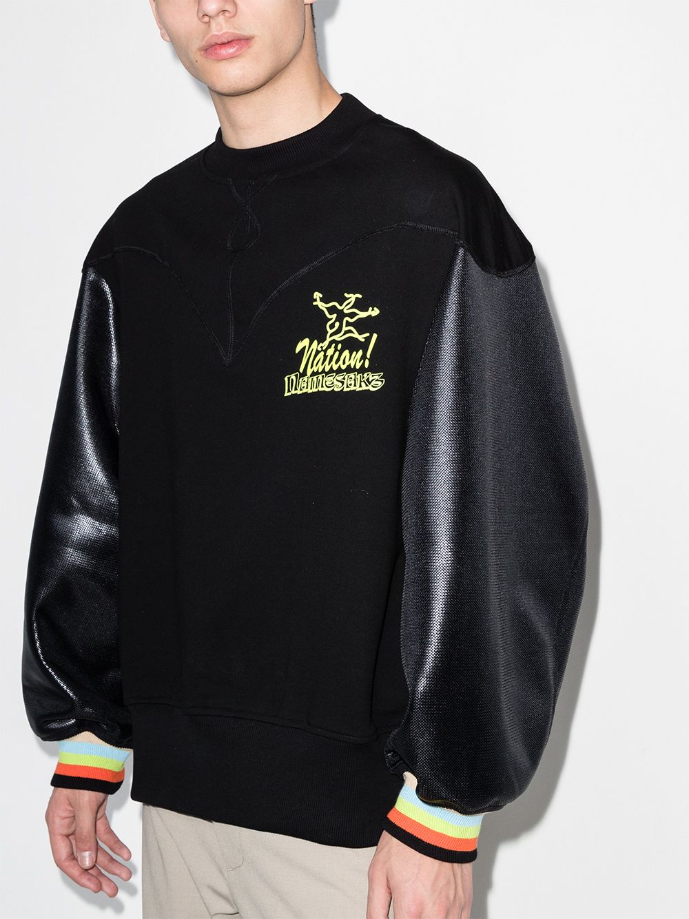 Contrasting Sleeves Sweatshirt