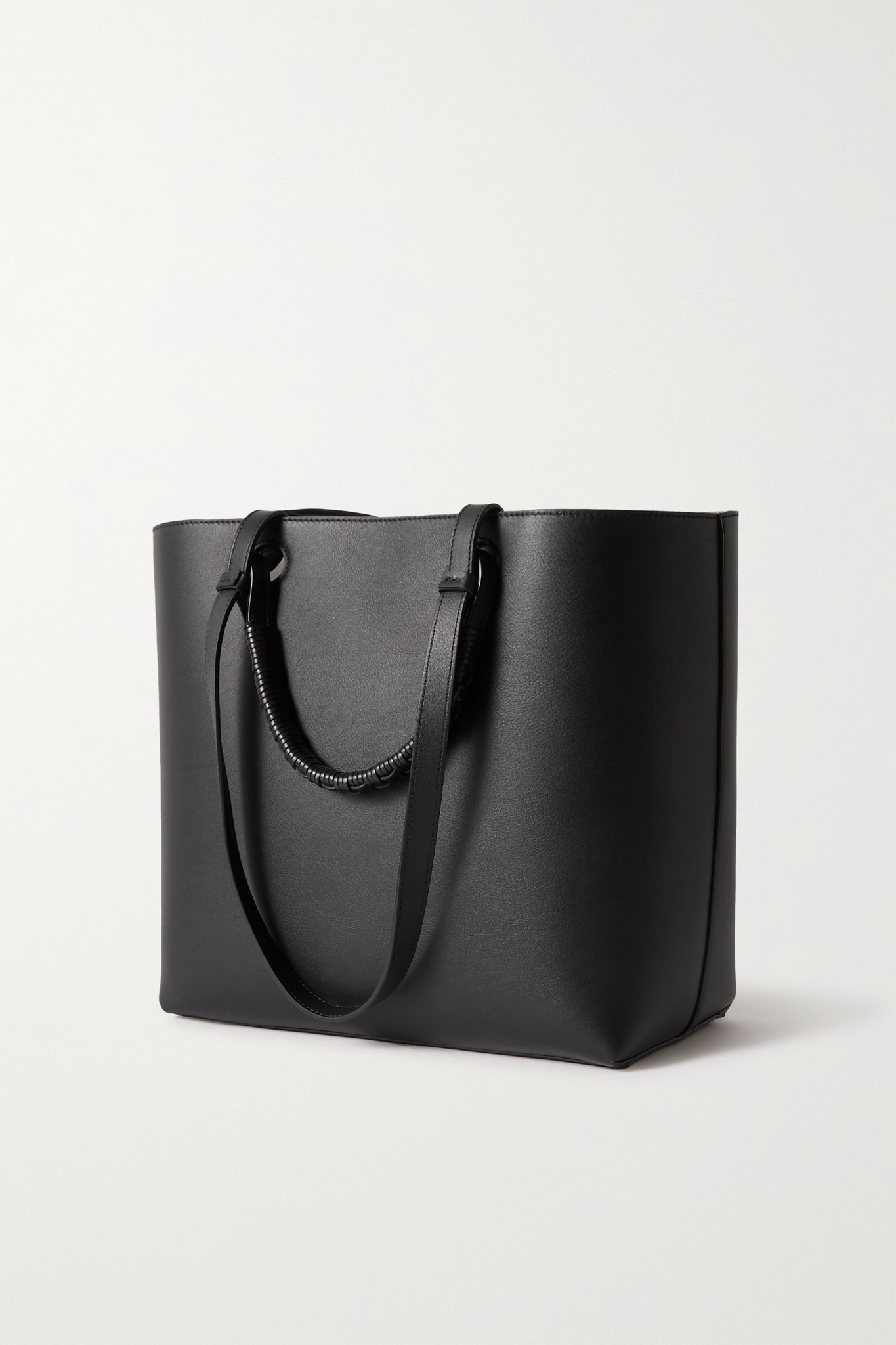 The 15 Best Designer Leather Tote Bags For All Year Round