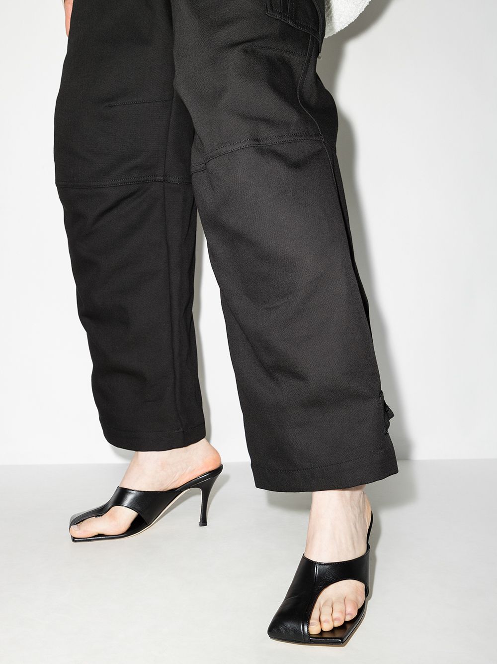 A.W.A.K.E. MODEASYMMETRIC MARY PUMPS｜靴