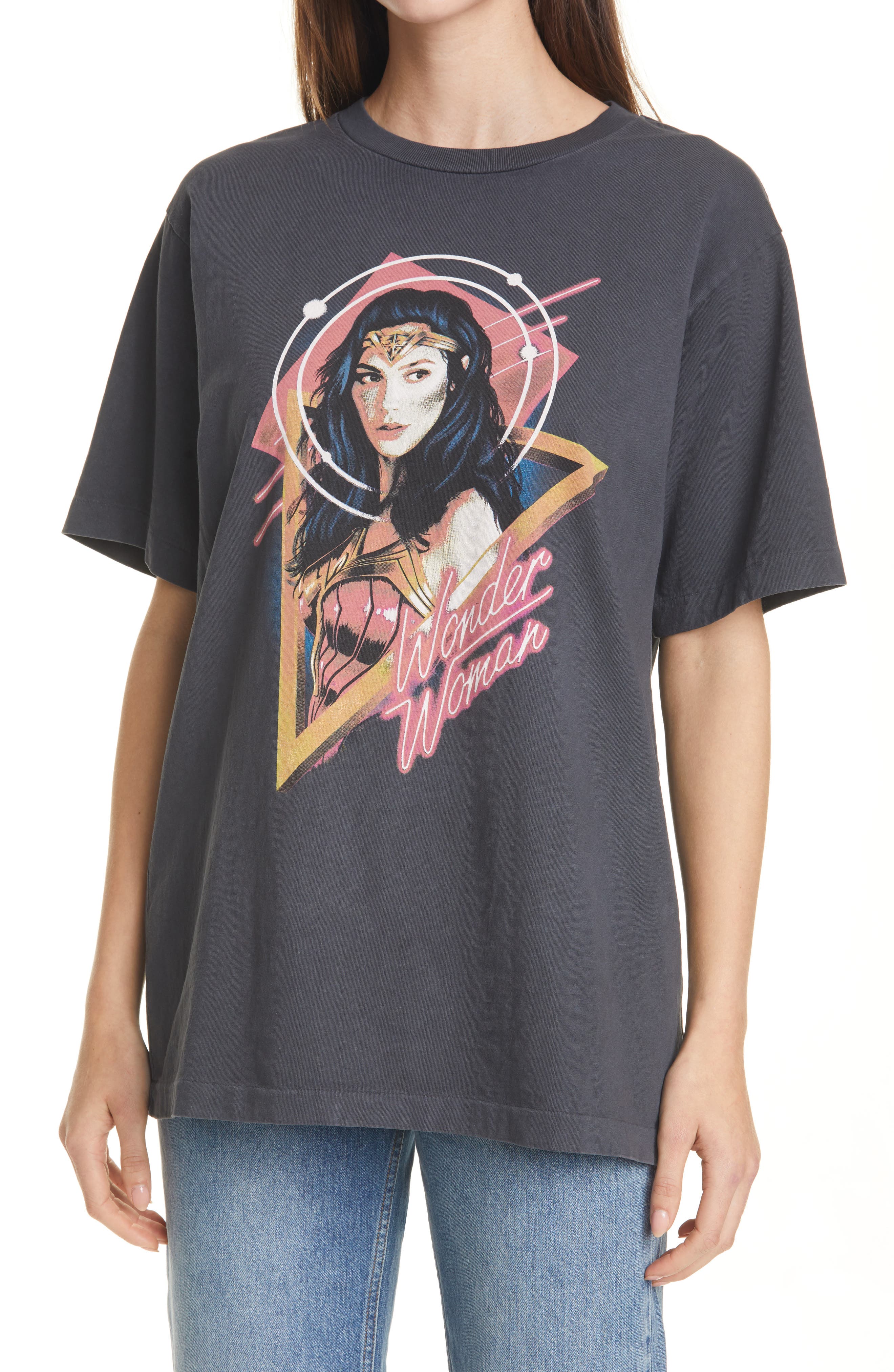 wonder woman graphic tee