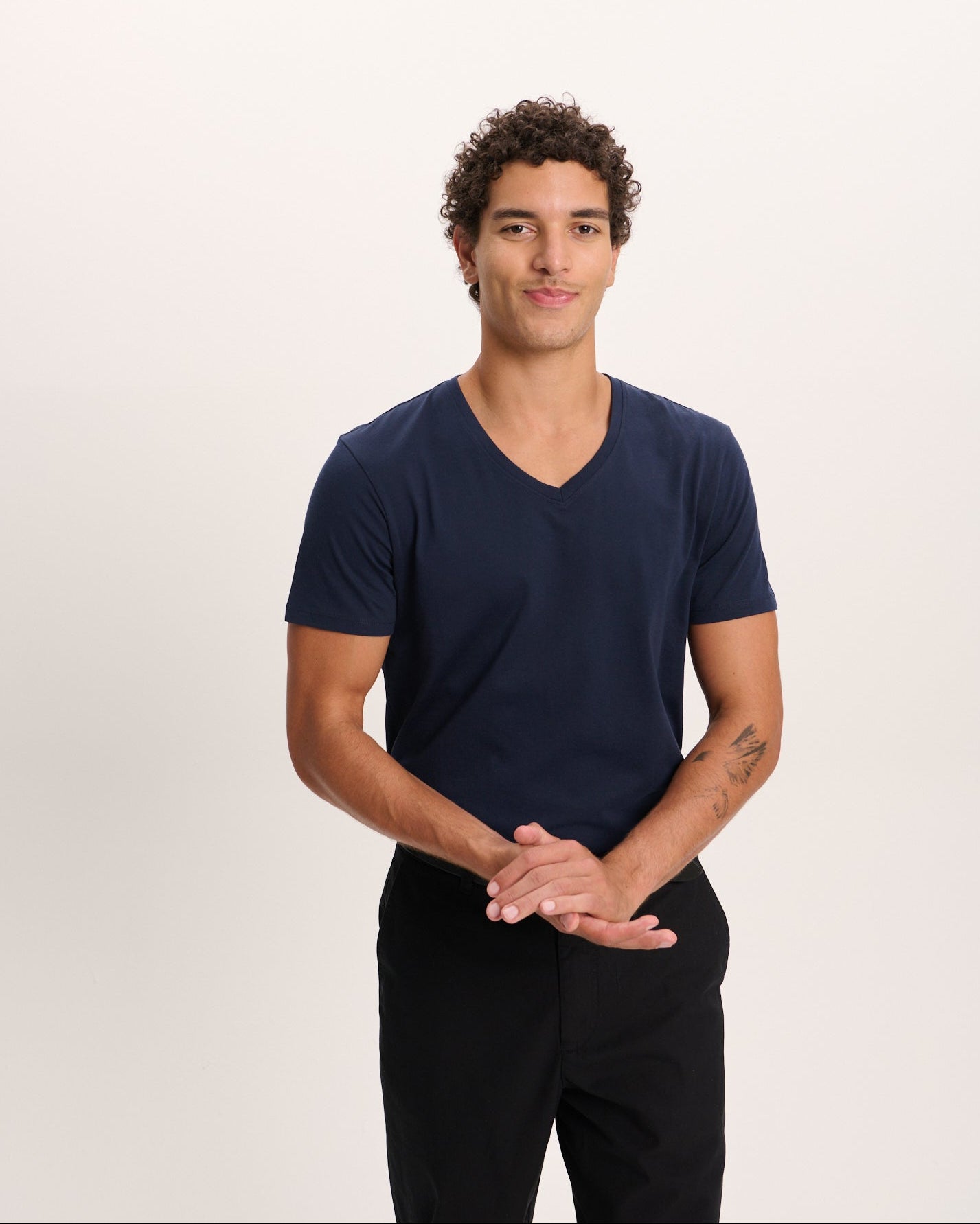 ATM ANTHONY THOMAS MELILLO men's classic jersey v-neck t-shirt cotton