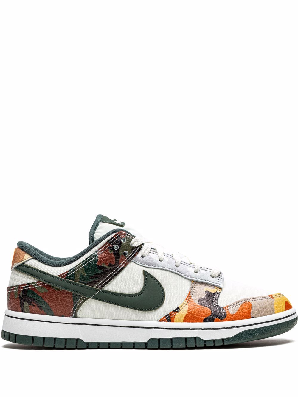 Nike Dunk Low Se Multi-Camo Sneakers - Green | Editorialist display picture 1