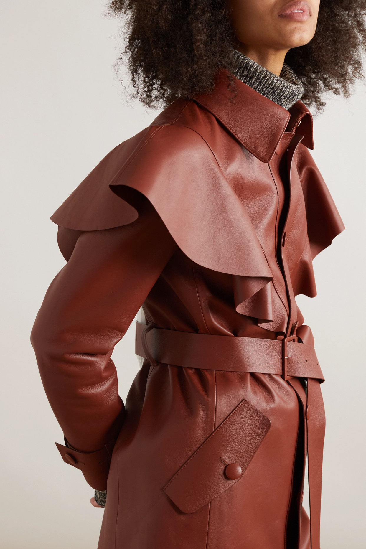 22273612~brown_4.jpg