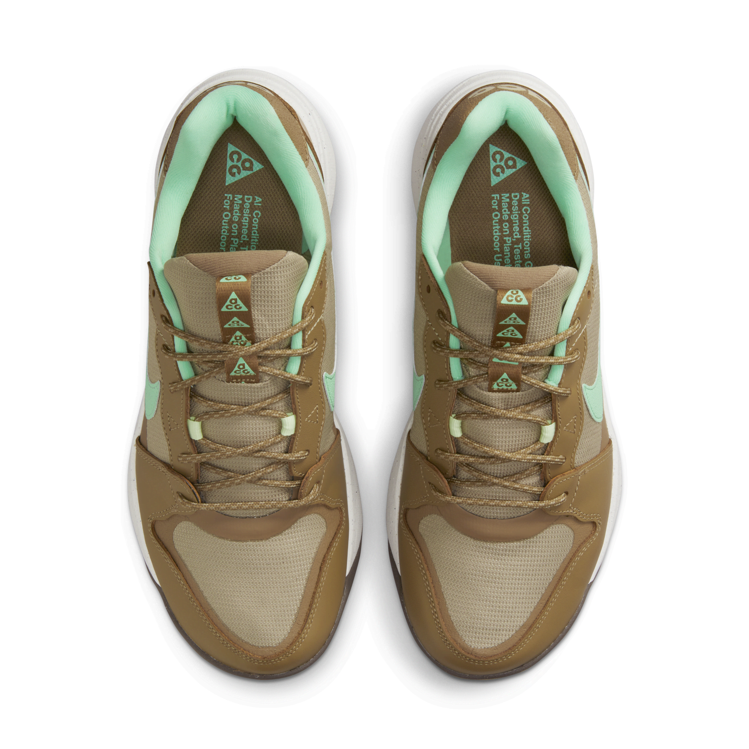 Nike Acg Lowcate Shoes - Black | Editorialist display picture 1