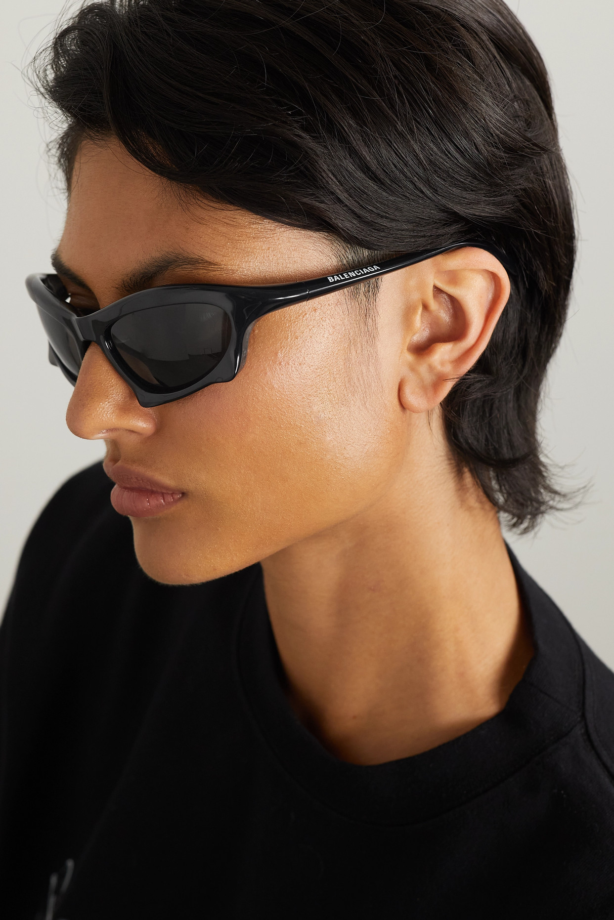 BAT RECTANGLE SUNGLASSES IN BLACK