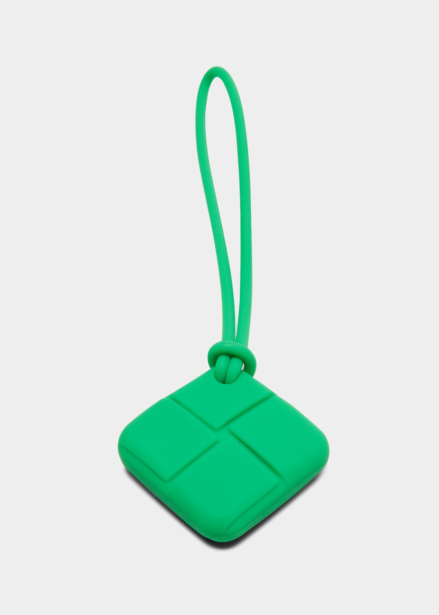 BOTTEGA VENETA AirTagケース　緑 Bottega Veneta Airtag Intreccio Rubber Case W/ Strap - Pea Green