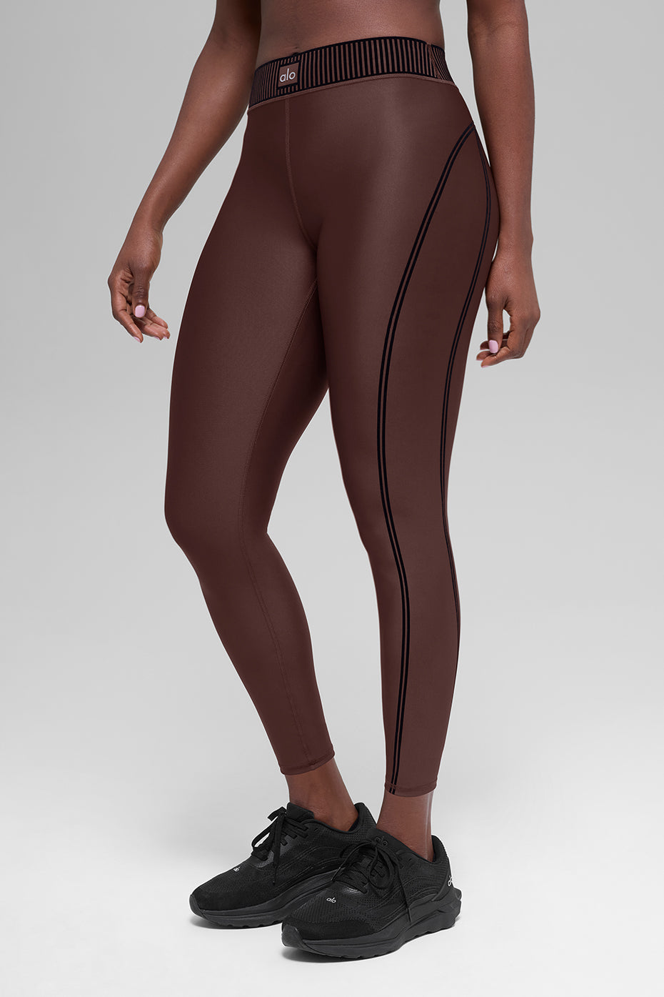 Alo Yoga Airlift High-Waist 7/8 Line Up Legging - Brownstone - 31