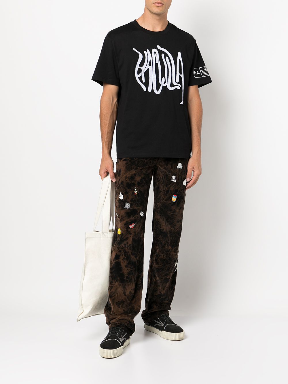HACULLA. chenille logo patch t-shirt