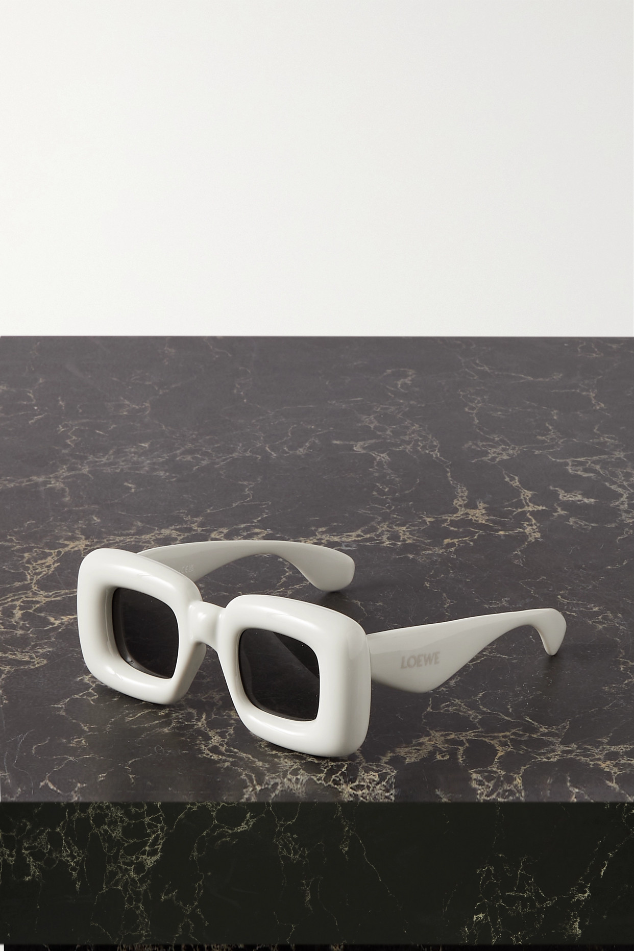 Loewe Inflated Oversized Square-Frame Sunglasses - Black  display picture 1