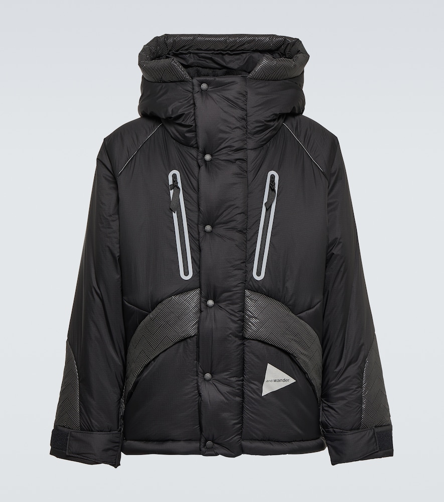 And Wander Primaloft® Rip Coat In Black - 40% Off | Editorialist And Wander Primaloft® Rip Coat In Black - 40% Off | Editorialist
