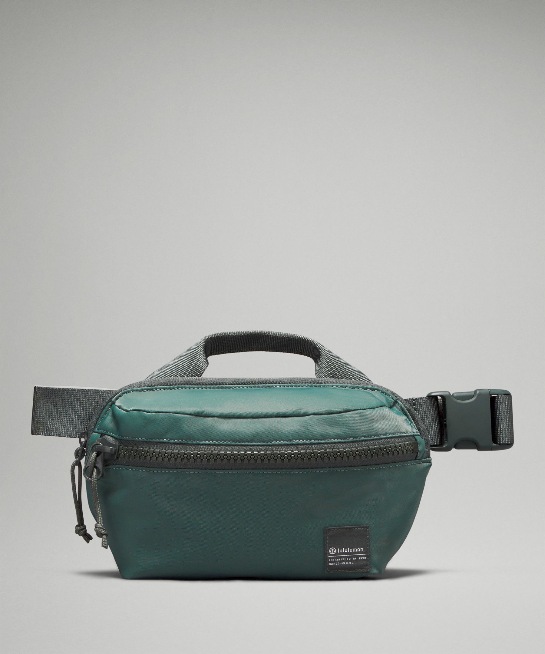 Lululemon All Day Essentials Belt Bag 2.5l - Medium Forest/Dark Forest | Editorialist Lululemon All Day Essentials Belt Bag 2.5l - Medium Forest/Dark Forest | Editorialist