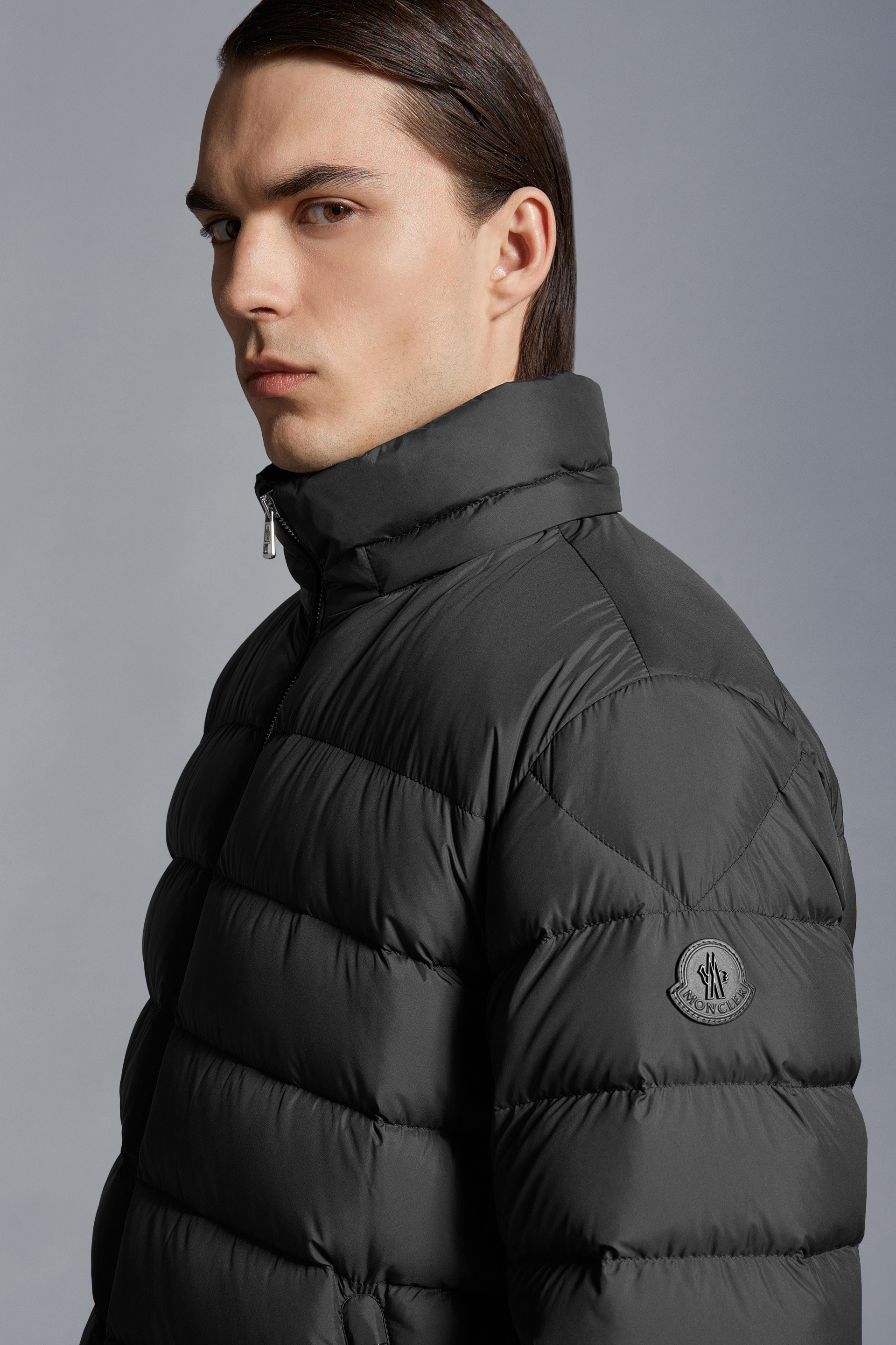 Moncler Arneb Short Down Jacket - Black | Editorialist
