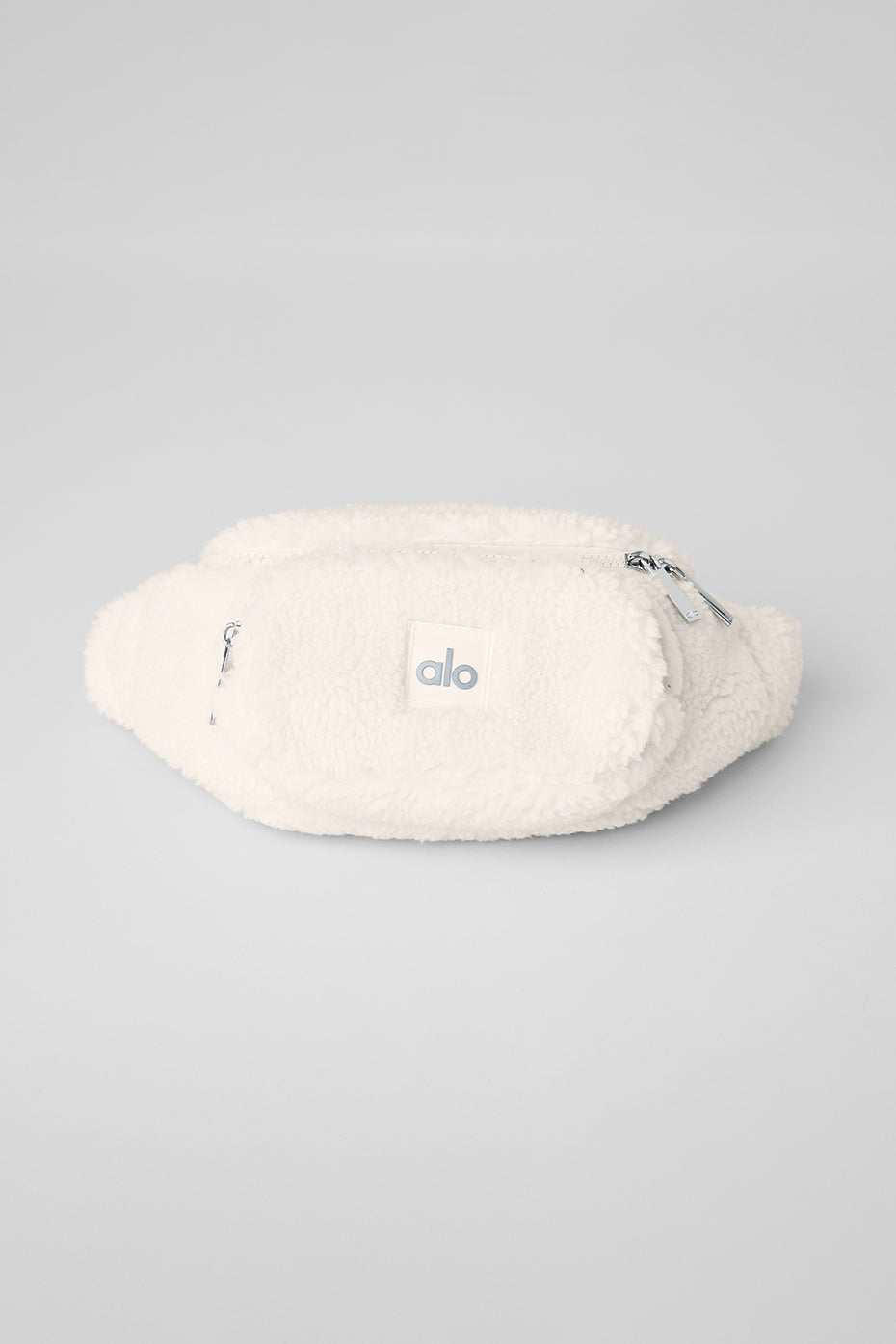 alo ボディバッグ IVORY Alo Yoga Sherpa Explorer Fanny Pack - Ivory | Editorialist