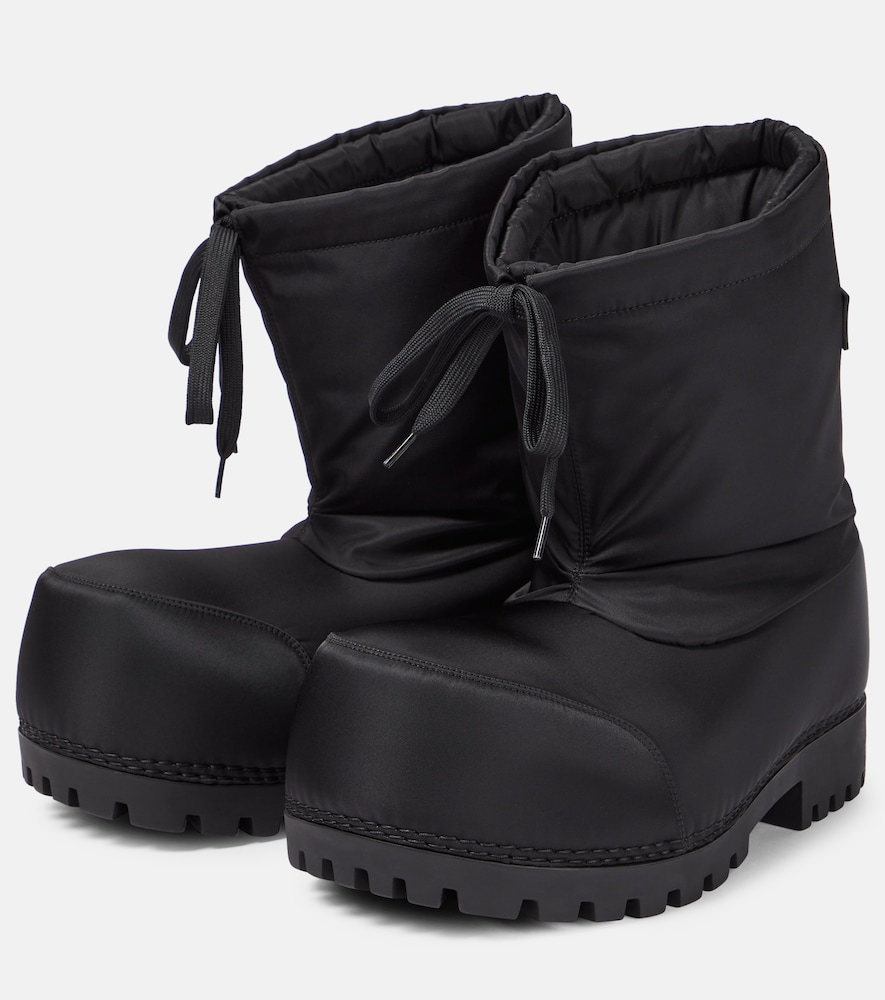 Balenciaga Alaska Fur Low Boots - Black | Editorialist