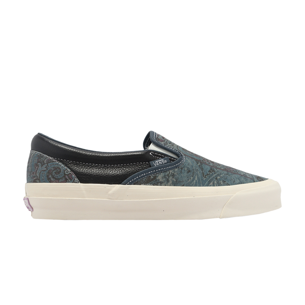 Vans Wtaps X Classic Slip-On Lx - White | Editorialist