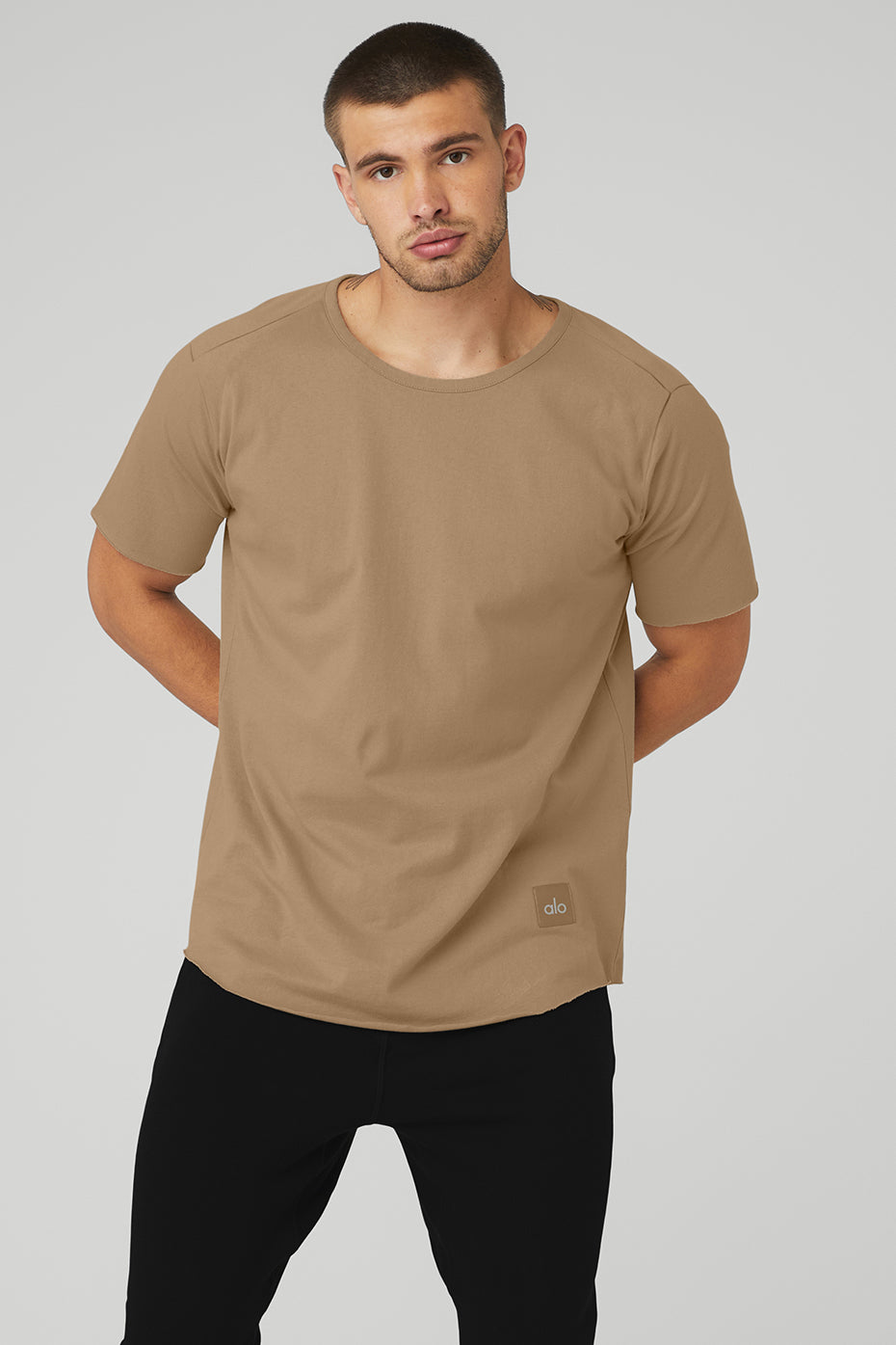Alo Yoga Society Crewneck T-Shirt - Gravel | Editorialist