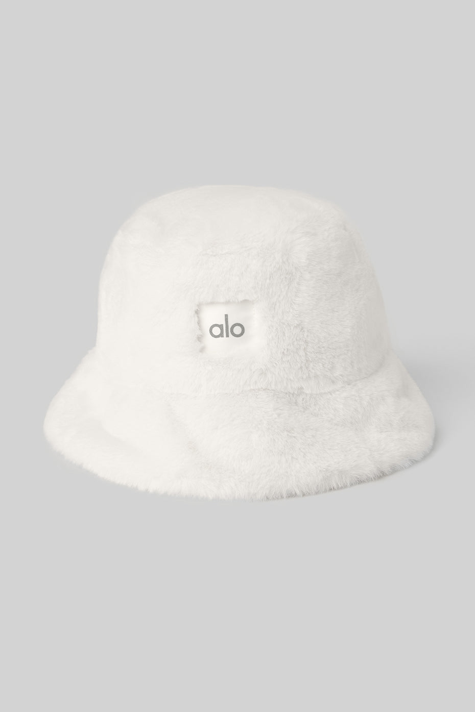 ALO Yoga Cream Sherpa-Trim Bucket Hat NWT Alo Yoga Black Faux Fur Bucket Hat M/L | Mercari main image 4