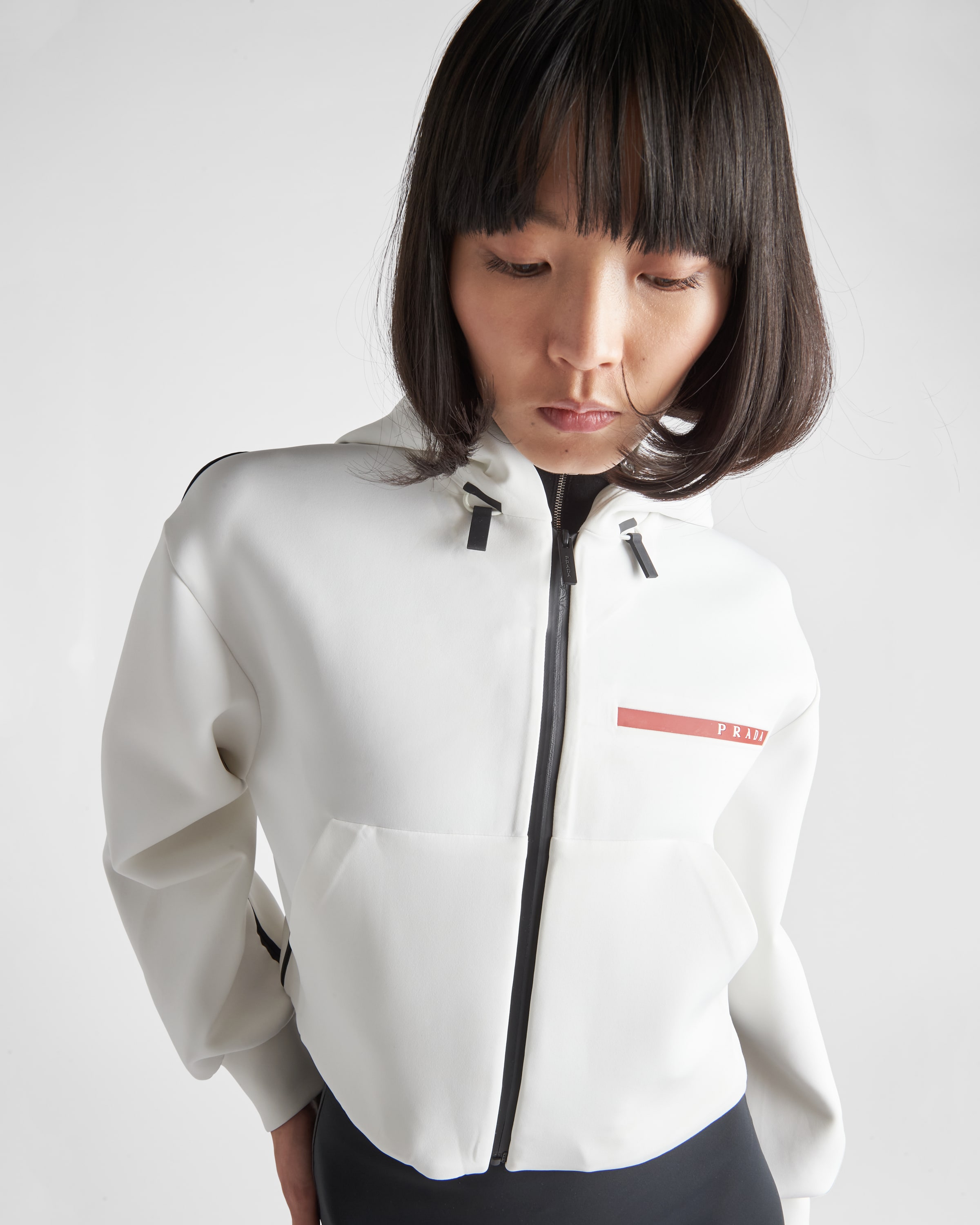 PRADA ハーフジップ ポロシャツ ストレッチ ホワイト グレータグ 2026年最新】PRADA カラー：ホワイト系 メンズ ポロシャツの人気