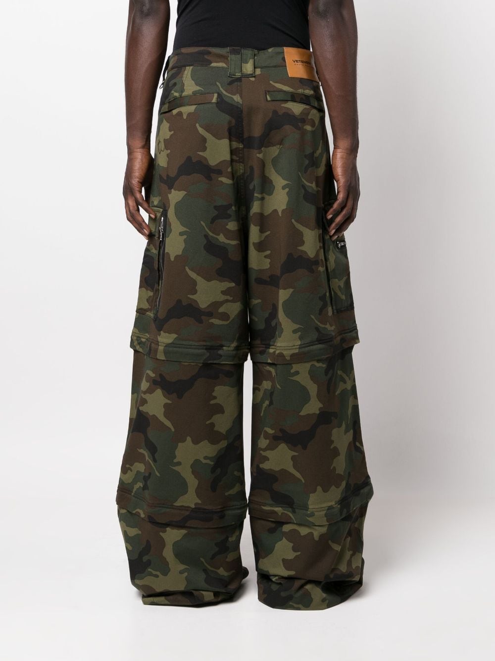 Vetements Transformer Camouflage Cargo Trousers In Green