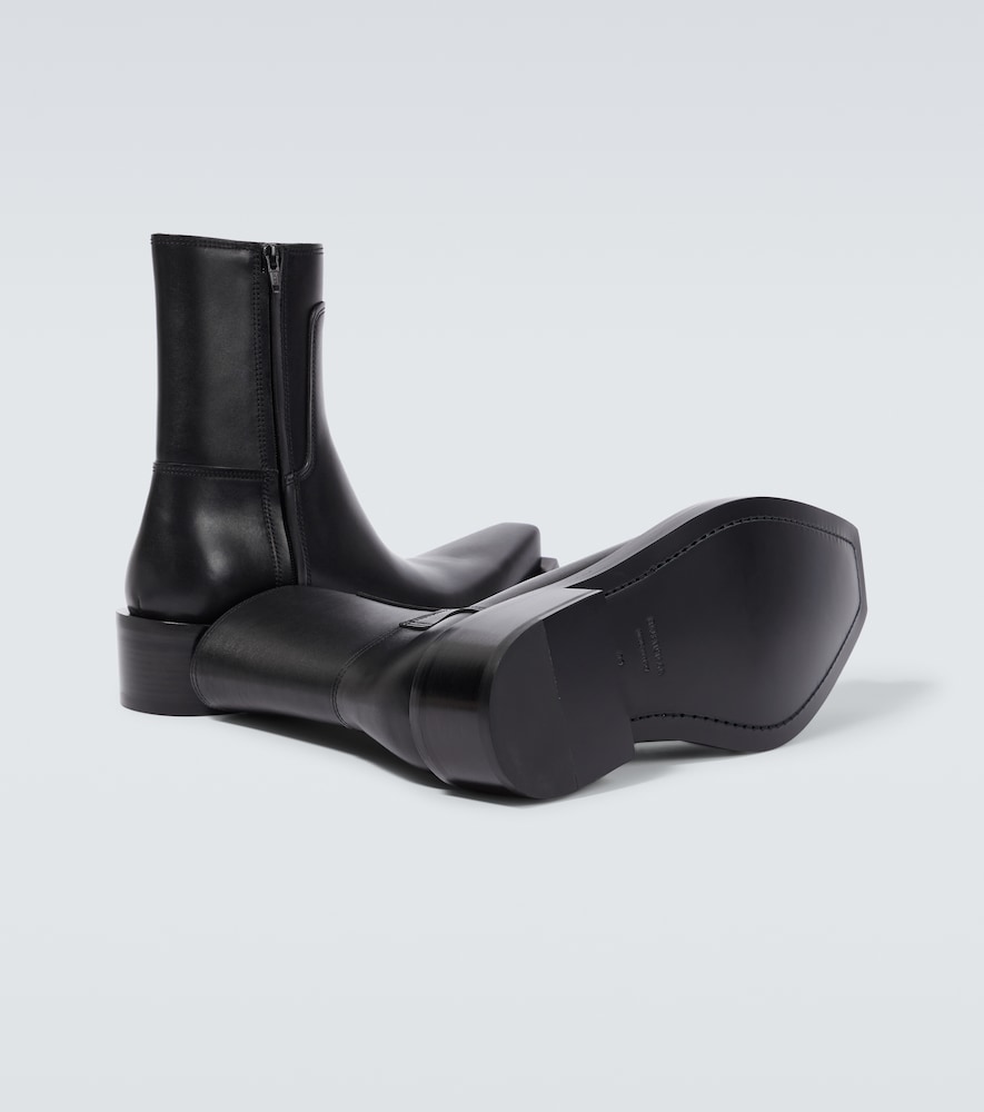 Balenciaga Santiago Leather Boots In Black - 30% Off  display picture 1