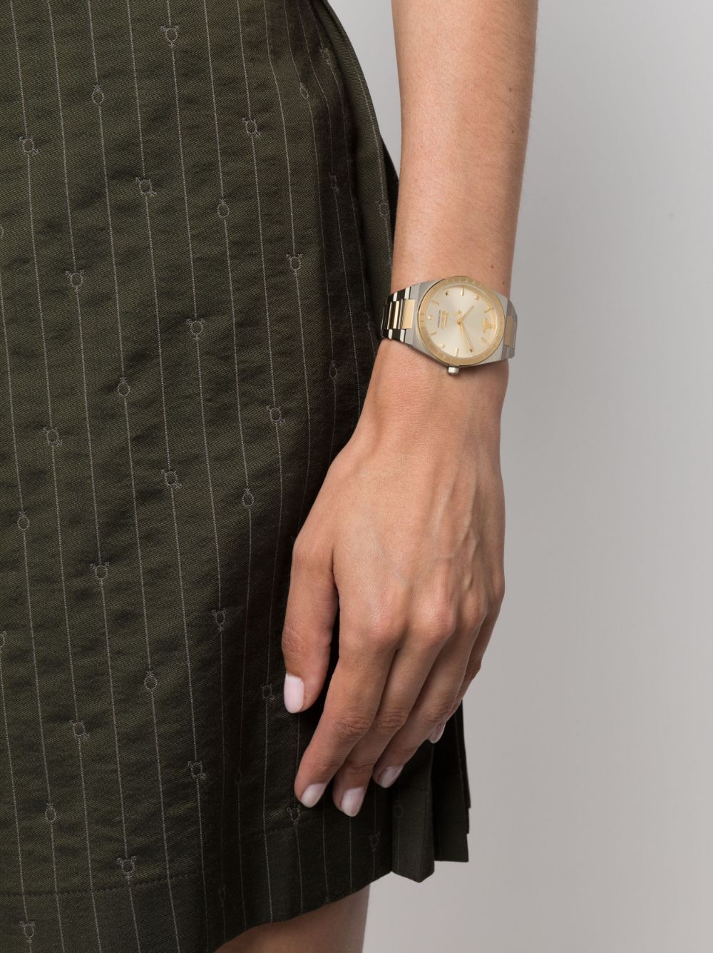 Vivienne Westwood Charterhouse 40mm In Silver - 20% Off | Editorialist