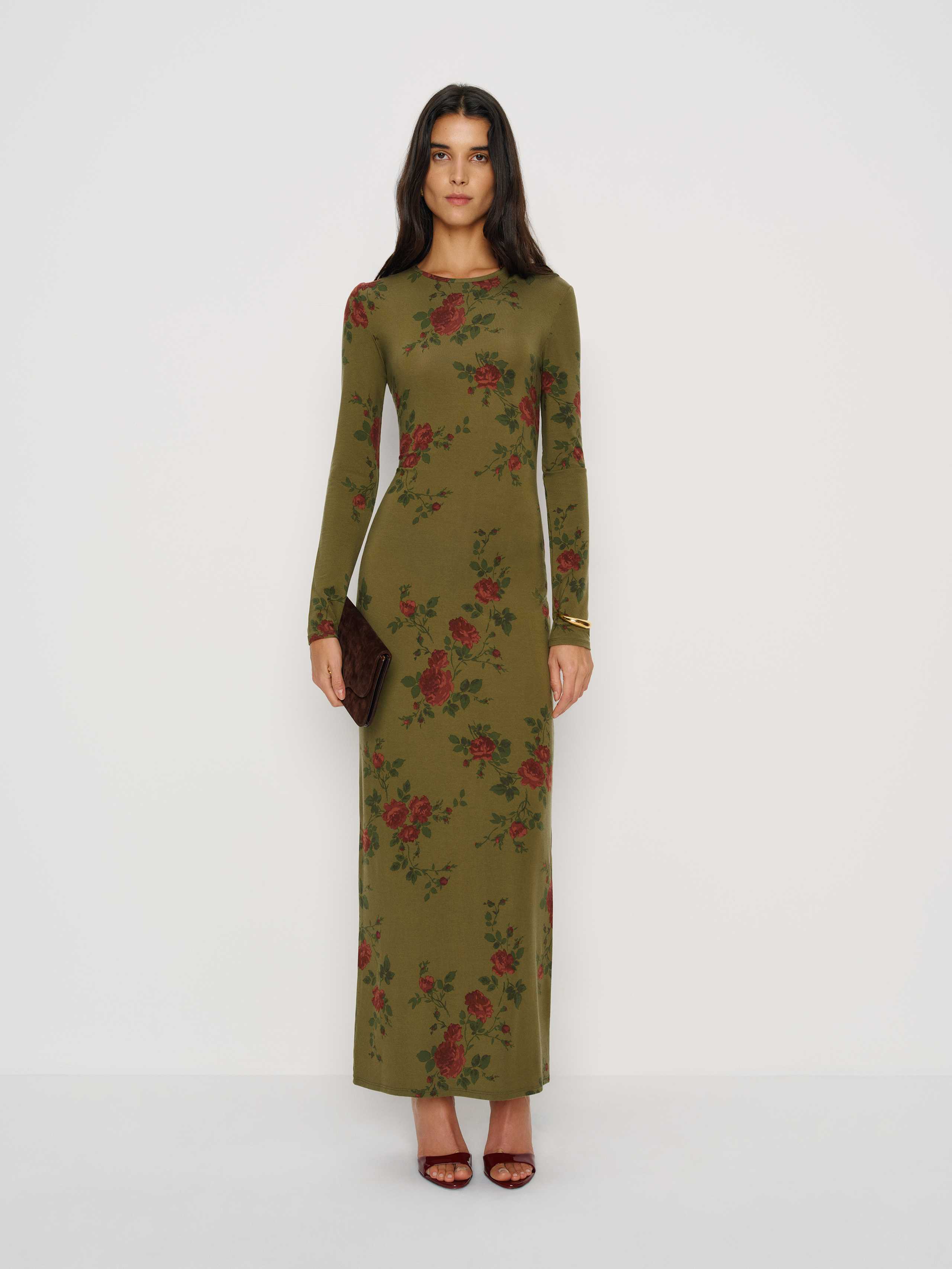 Reformation Long Sleeve Crewneck Midi Dress - Green | Editorialist Reformation Long Sleeve Crewneck Midi Dress - Green | Editorialist