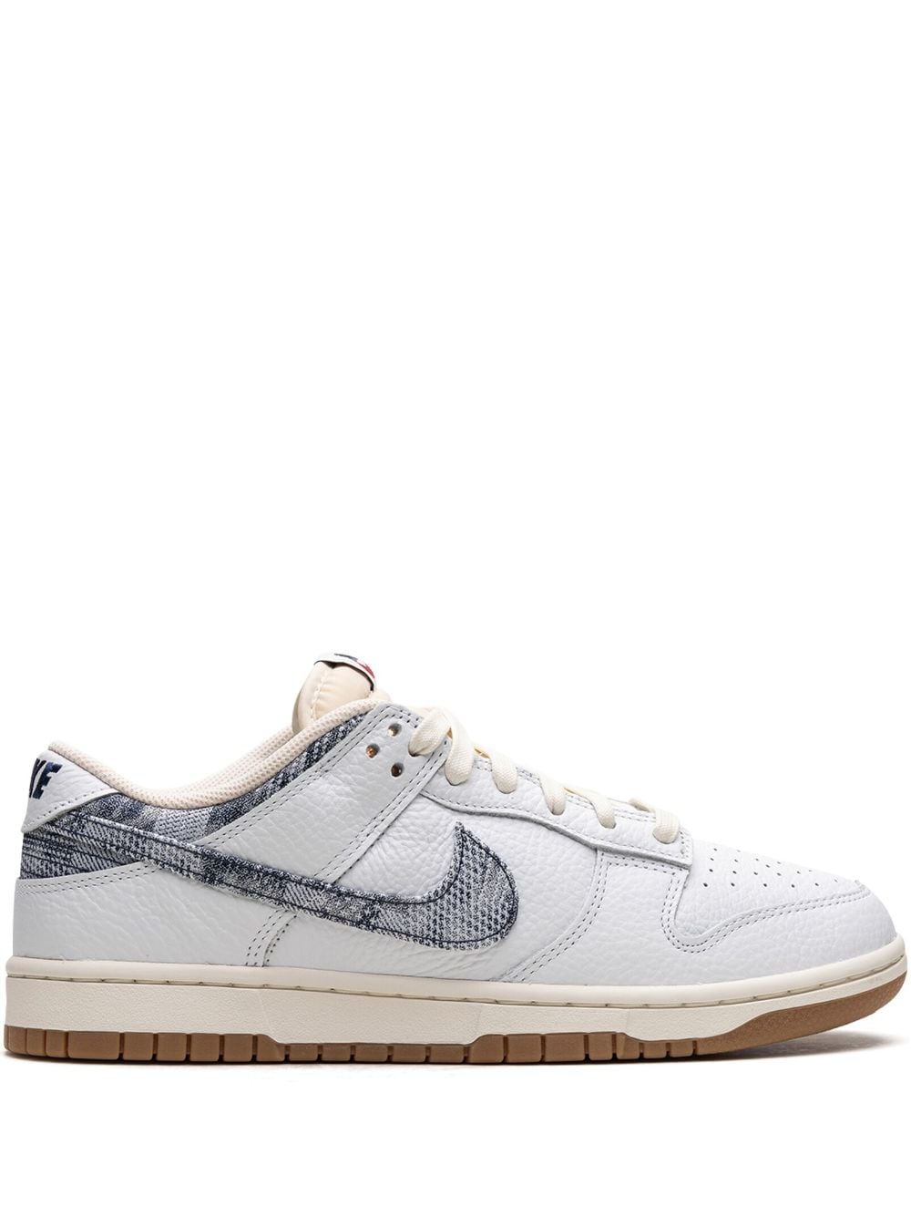 nike sb dunk low denim gum