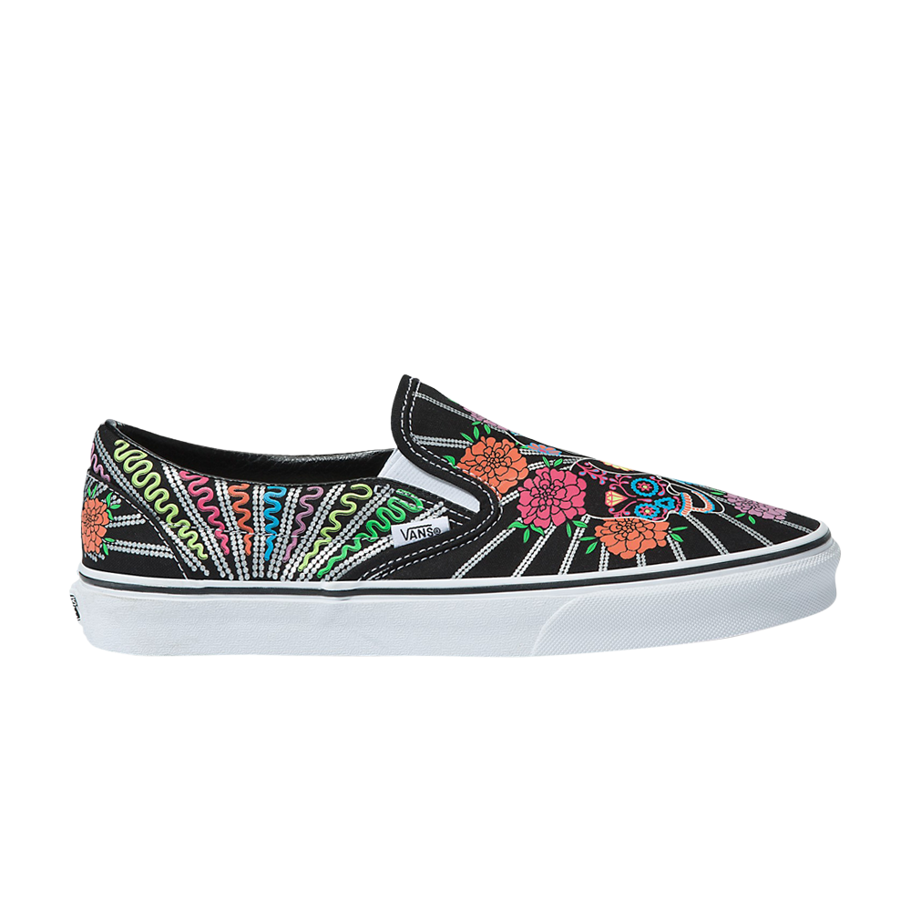 Vans Wtaps X Classic Slip-On Lx - White | Editorialist