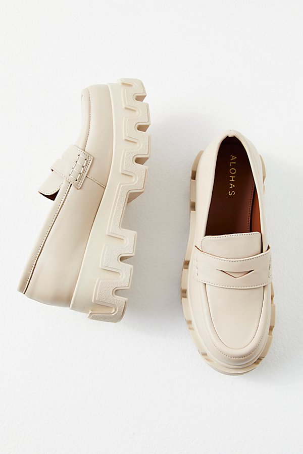 Alohas Stella Leather Loafers - Cream | Editorialist display picture 2