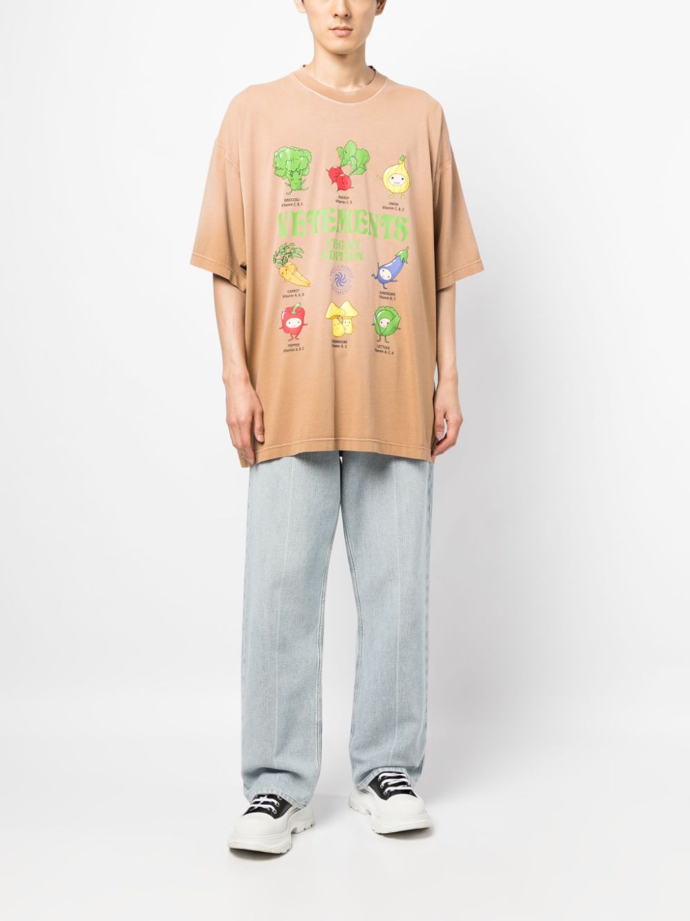 VETEMENTS vegan logo-print cotton t-shirt
