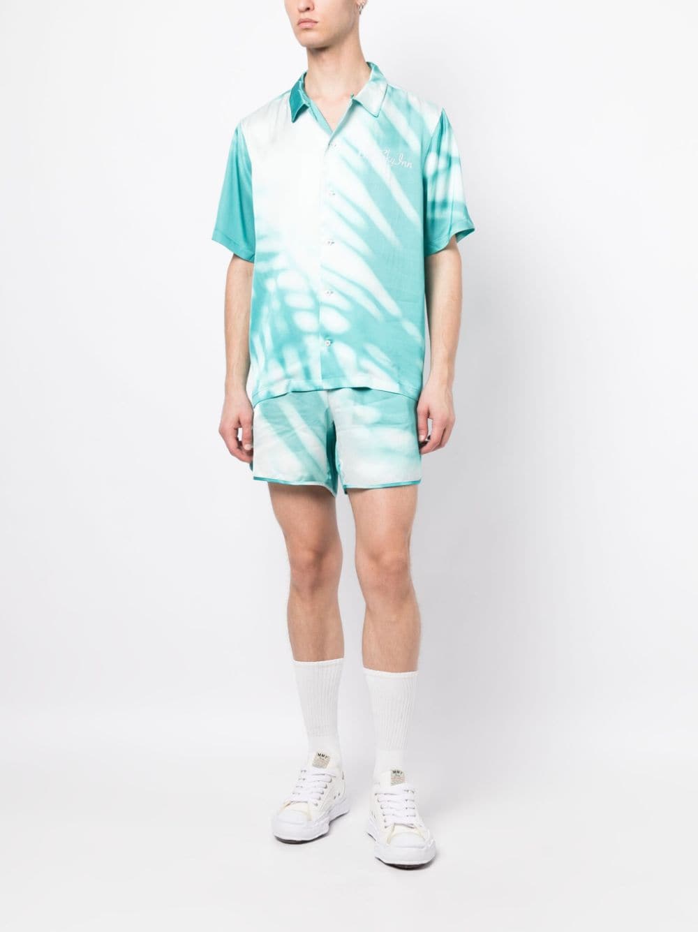 BLUE SKY INN BLUE SKY INN Graphic-Print Deck Shorts